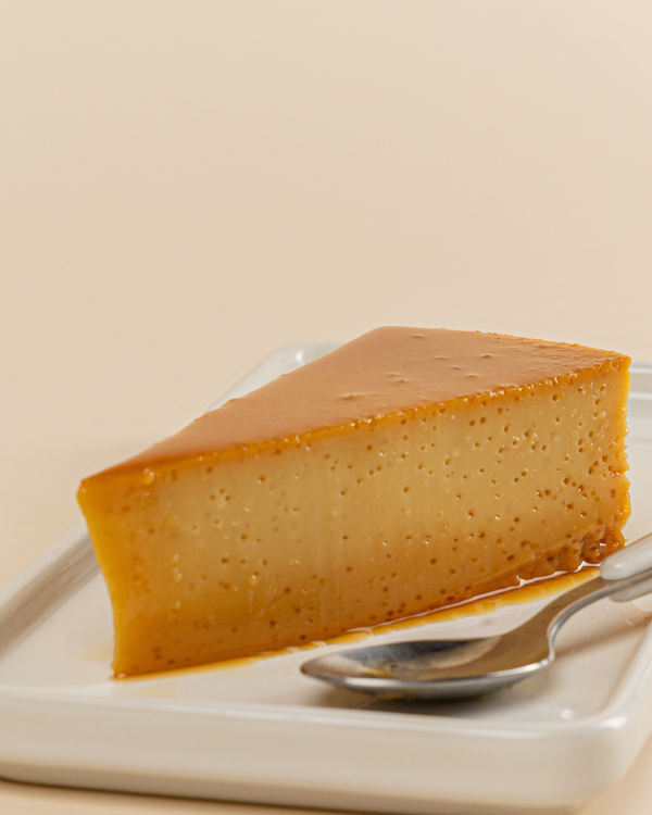 Flan de la Casa (Porción) - Dulcería Momi